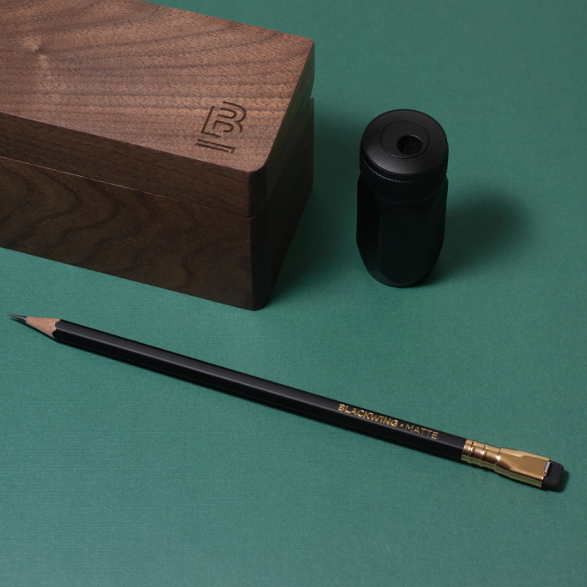 Blackwing Walnut Gift Set (Mixed Pencils) – Flax Pen to Paper